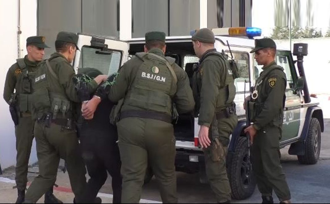 Blida: Démantèlement de deux (2) bandes de quartier dangereuses | L'Echo d'Algérie